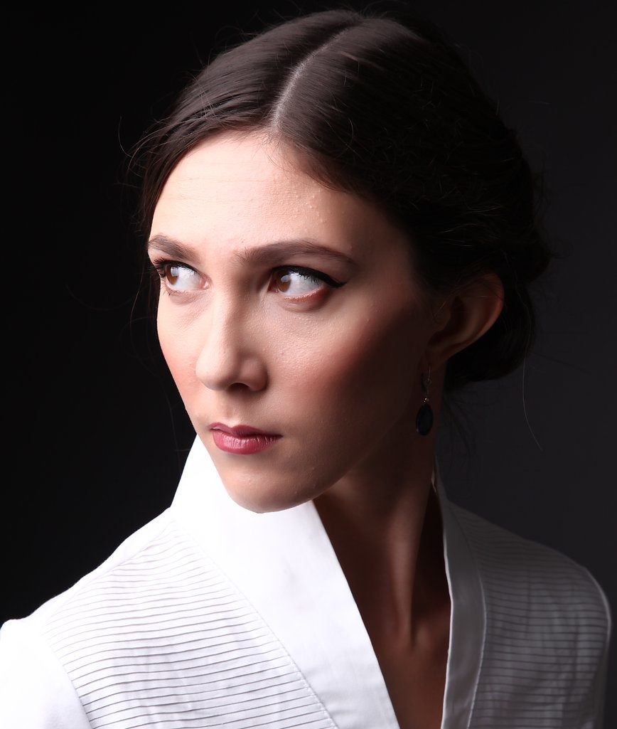 Lara Poe - Blom Music Management